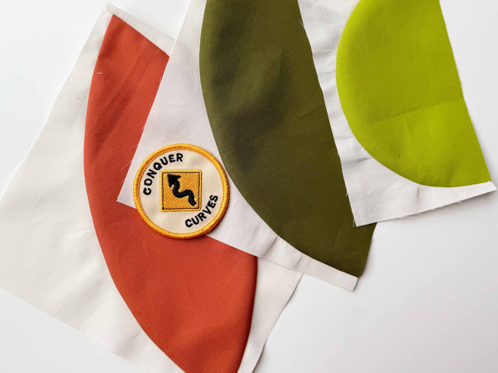 Conquering Curves: How to Sew Curved Quilt Blocks | quiltscouts.com